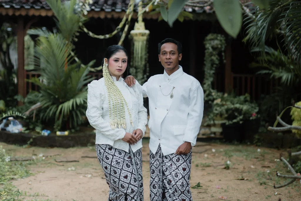 Undangan Pernikahan Mikoe dan Fatya
